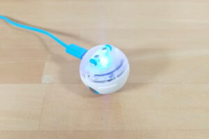 Sphero Mini(スフィロミニ)の電源の入れ方と接続方法